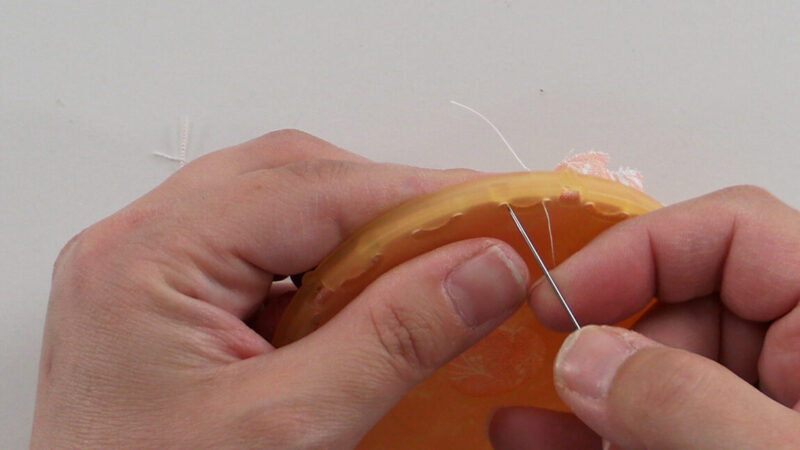 15 Minute Table Runner Tutorial with Yo-Yos with Stephanie Soebbing ...